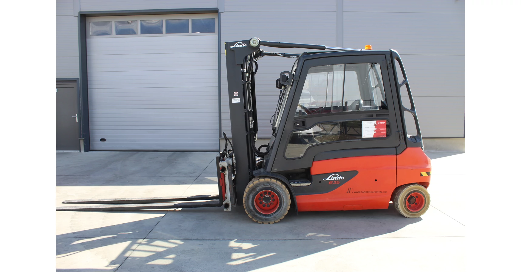 LINDE E35L-01 elektromos targonca - LINDE - targoncabérlés ...