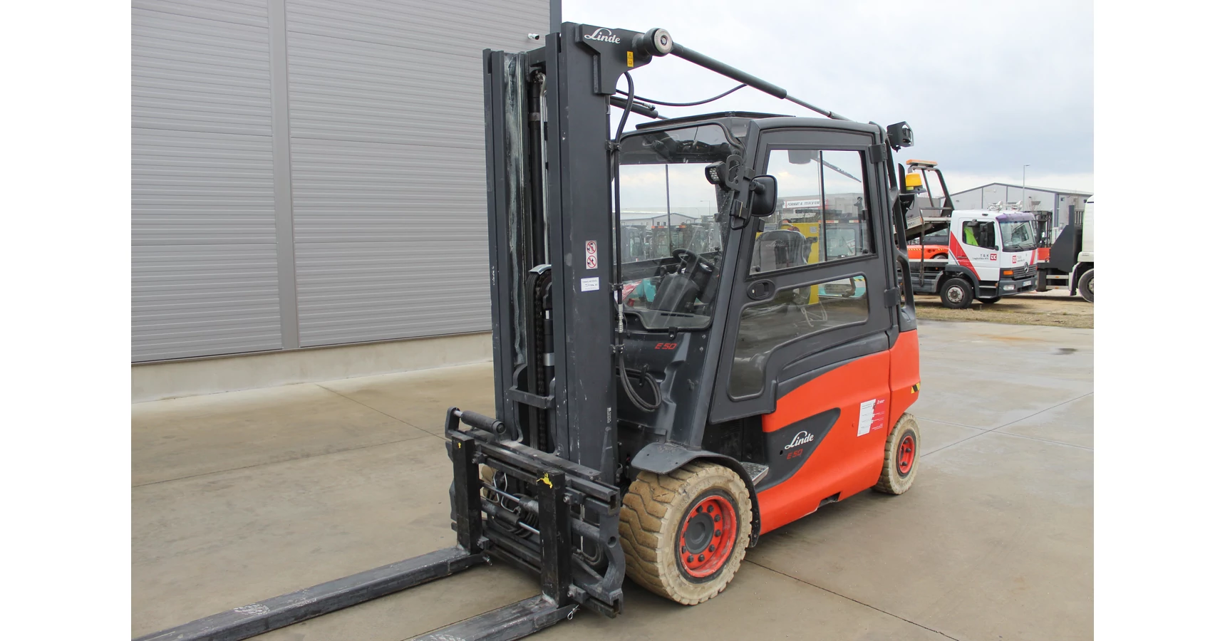 Linde E50/600 HL elektromos targonca - LINDE - targoncabérlés ...